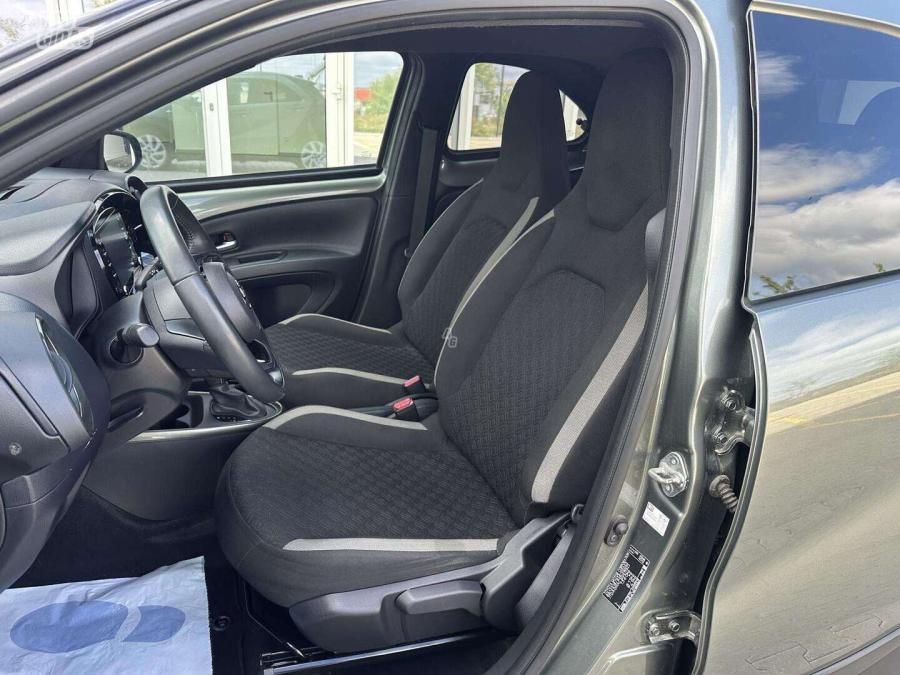 Тойота Aygo X 2022 в Вильнюс, объемом двигателя 1.00 л и пробегом 112 тыс. км за 11550 €, фото 17 на AUTOMOTO.COM.LV