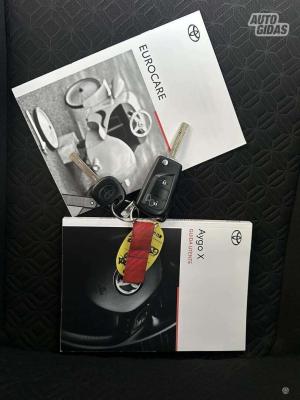 Тойота Aygo X 2022 в Вильнюс, объемом двигателя 1.00 л и пробегом 112 тыс. км за 11550 €, фото 37 на AUTOMOTO.COM.LV