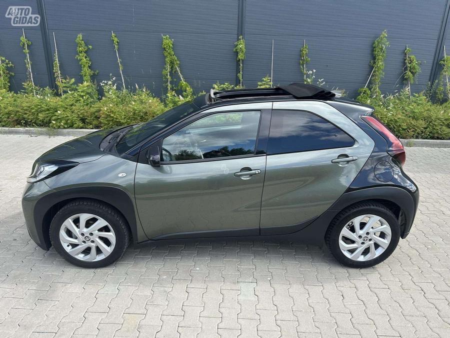 Toyota Aygo X 2022 Viļņa, ar dzinēja tilpumu 1.00 L un nobraukumu 112 tūkst. km par 12950 €, foto 8 vietnē AUTOMOTO.COM.LV