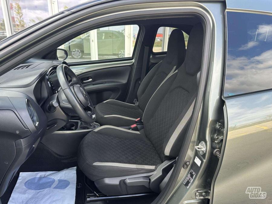 Тойота Aygo X 2022 в Вильнюс, объемом двигателя 1.00 л и пробегом 112 тыс. км за 12950 €, фото 16 на AUTOMOTO.COM.LV