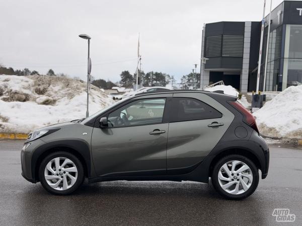 Zaļš Toyota Aygo X 2022 Viļņa, ar dzinēja tilpumu 1.00 L un nobraukumu 112 tūkst. km par 13300 €, foto 8 vietnē AUTOMOTO.COM.LV