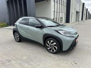Зеленый Тойота Aygo X 2024 в Вильнюс, объемом двигателя 1.00 л и пробегом 49 тыс. км за 11250 €, фото 6 на AUTOMOTO.COM.LV