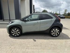 Зеленый Тойота Aygo X 2024 в Вильнюс, объемом двигателя 1.00 л и пробегом 49 тыс. км за 11250 €, фото 8 на AUTOMOTO.COM.LV