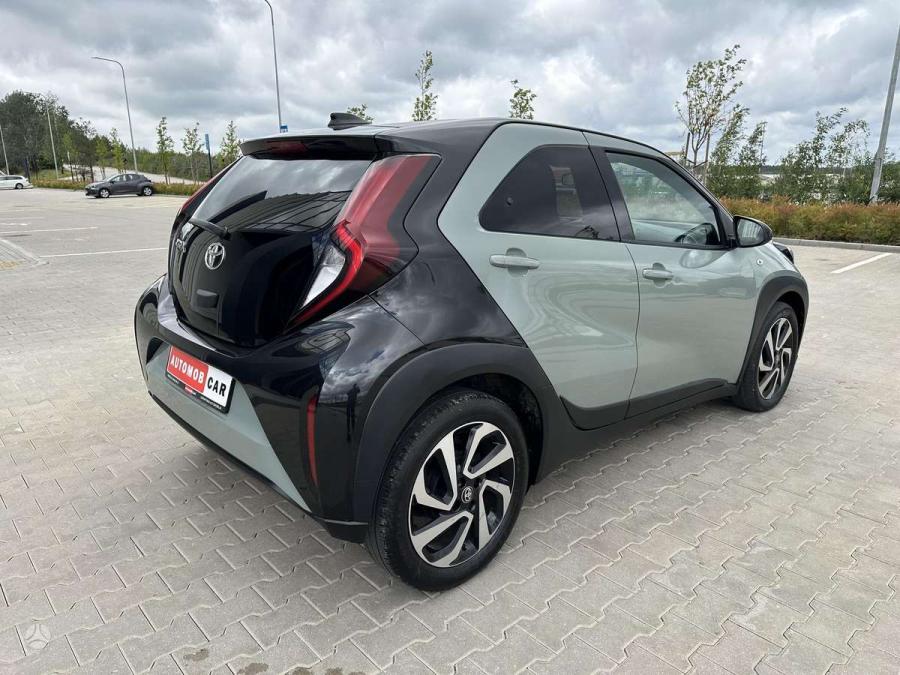 Зеленый Тойота Aygo X 2024 в Вильнюс, объемом двигателя 1.00 л и пробегом 49 тыс. км за 11250 €, фото 16 на AUTOMOTO.COM.LV