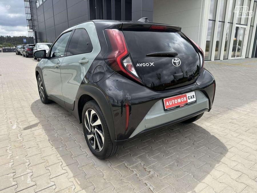 Zaļš Toyota Aygo X 2024 Viļņa, ar dzinēja tilpumu 1.00 L un nobraukumu 49 tūkst. km par 11250 €, foto 12 vietnē AUTOMOTO.COM.LV