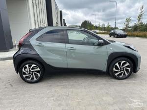 Zaļš Toyota Aygo X 2024 Viļņa, ar dzinēja tilpumu 1.00 L un nobraukumu 49 tūkst. km par 12950 €, foto 18 vietnē AUTOMOTO.COM.LV