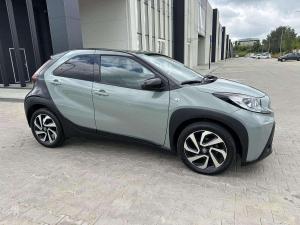 Зеленый Тойота Aygo X 2024 в Вильнюс, объемом двигателя 1.00 л и пробегом 49 тыс. км за 12950 €, фото 7 на AUTOMOTO.COM.LV