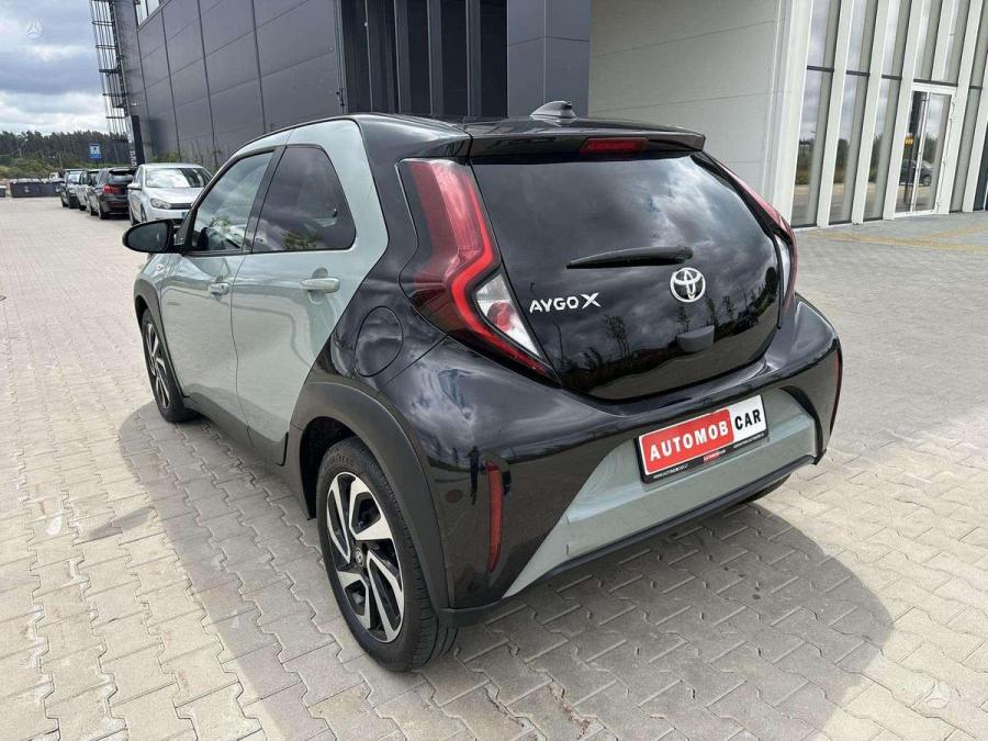 Зеленый Тойота Aygo X 2024 в Вильнюс, объемом двигателя 1.00 л и пробегом 49 тыс. км за 12950 €, фото 11 на AUTOMOTO.COM.LV