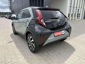 Зеленый Тойота Aygo X 2024 в Вильнюс, объемом двигателя 1.00 л и пробегом 49 тыс. км за 12950 €, фото 12 на AUTOMOTO.COM.LV