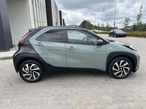 Зеленый Тойота Aygo X 2024 в Вильнюс, объемом двигателя 1.00 л и пробегом 49 тыс. км за 12950 €, фото 18 на AUTOMOTO.COM.LV