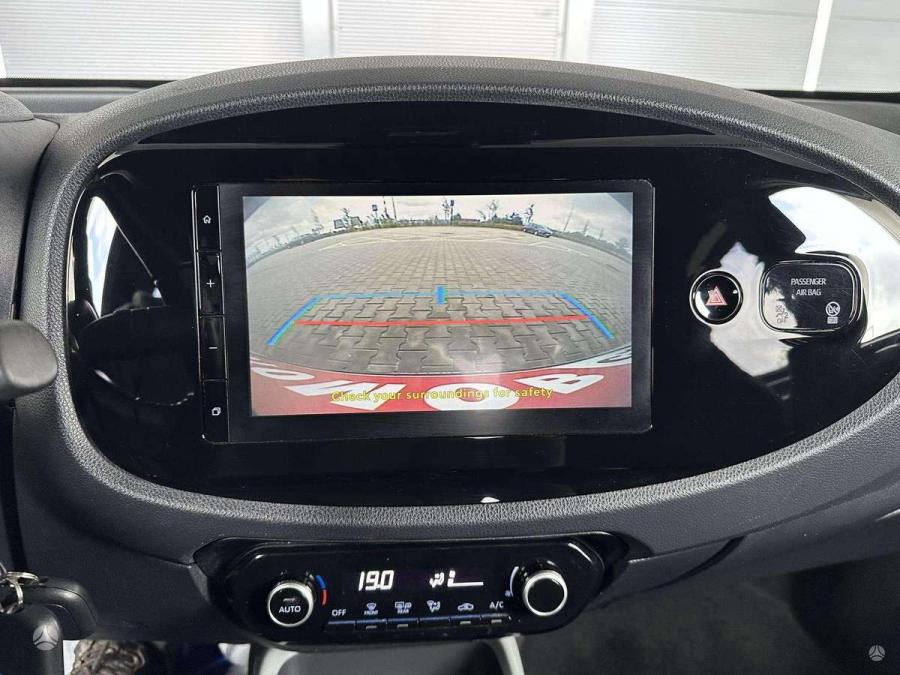 Зеленый Тойота Aygo X 2024 в Вильнюс, объемом двигателя 1.00 л и пробегом 49 тыс. км за 12950 €, фото 27 на AUTOMOTO.COM.LV