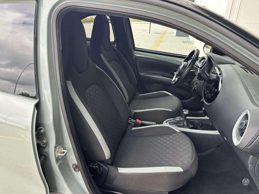 Зеленый Тойота Aygo X 2024 в Вильнюс, объемом двигателя 1.00 л и пробегом 49 тыс. км за 12950 €, фото 37 на AUTOMOTO.COM.LV