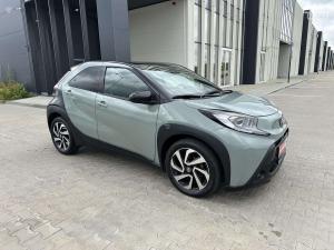 Зеленый Тойота Aygo X 2024 в Вильнюс, объемом двигателя 1.00 л и пробегом 49 тыс. км за 12950 €, фото 6 на AUTOMOTO.COM.LV