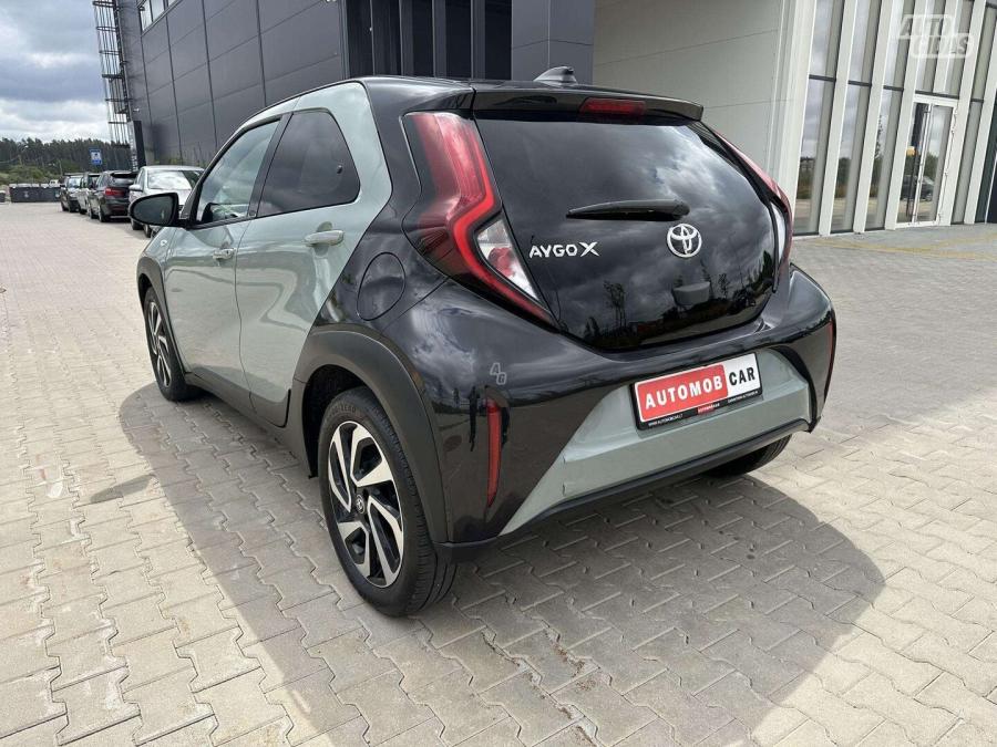 Зеленый Тойота Aygo X 2024 в Вильнюс, объемом двигателя 1.00 л и пробегом 49 тыс. км за 12950 €, фото 12 на AUTOMOTO.COM.LV