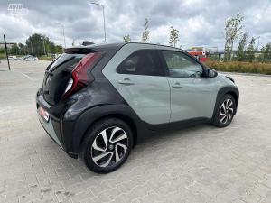 Зеленый Тойота Aygo X 2024 в Вильнюс, объемом двигателя 1.00 л и пробегом 49 тыс. км за 12950 €, фото 17 на AUTOMOTO.COM.LV