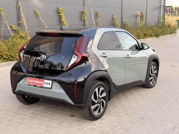 Зеленый Тойота Aygo X 2024 в Вильнюс, объемом двигателя 1.00 л и пробегом 49 тыс. км за 12950 €, фото 7 на AUTOMOTO.COM.LV
