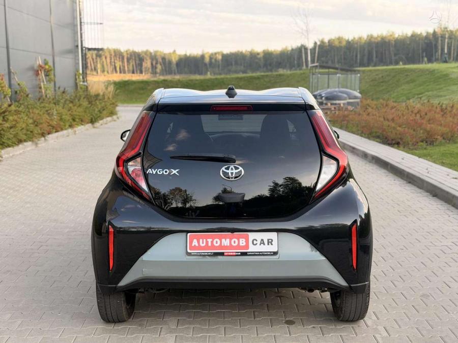 Зеленый Тойота Aygo X 2024 в Вильнюс, объемом двигателя 1.00 л и пробегом 49 тыс. км за 12950 €, фото 8 на AUTOMOTO.COM.LV