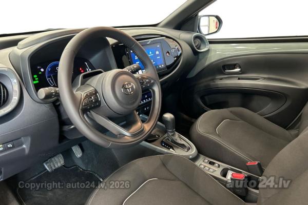 Zaļš Toyota Aygo X 2025 Pērnava, ar dzinēja tilpumu 1.50 L un nobraukumu 1000 tūkst. km par 22990 €, foto 11 vietnē AUTOMOTO.COM.LV