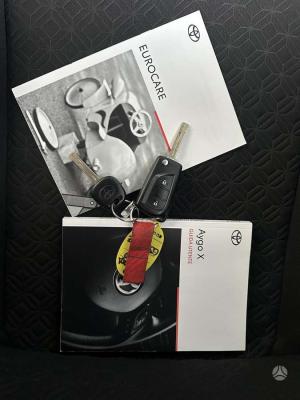 Pelēks Toyota Aygo X 2022 Viļņa, ar dzinēja tilpumu 1.00 L un nobraukumu 112 tūkst. km par 11550 €, foto 37 vietnē AUTOMOTO.COM.LV