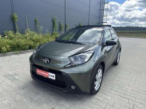 Pelēks Toyota Aygo X 2022 Viļņa, ar dzinēja tilpumu 1.00 L un nobraukumu 112 tūkst. km par 12950 €, foto  vietnē AUTOMOTO.COM.LV