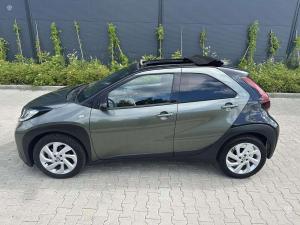 Pelēks Toyota Aygo X 2022 Viļņa, ar dzinēja tilpumu 1.00 L un nobraukumu 112 tūkst. km par 12950 €, foto 8 vietnē AUTOMOTO.COM.LV