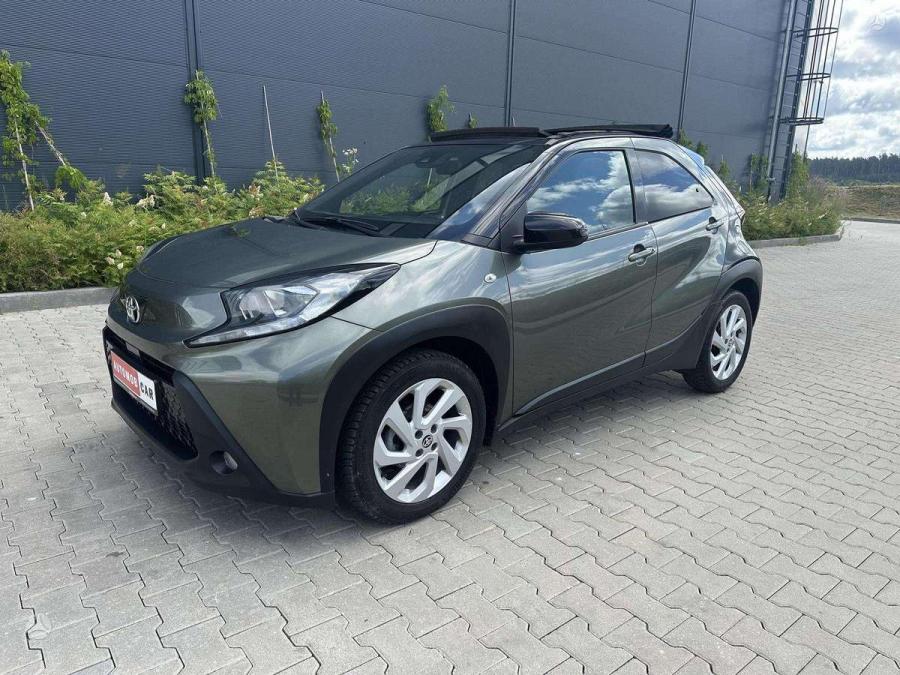 Pelēks Toyota Aygo X 2022 Viļņa, ar dzinēja tilpumu 1.00 L un nobraukumu 112 tūkst. km par 12950 €, foto 11 vietnē AUTOMOTO.COM.LV