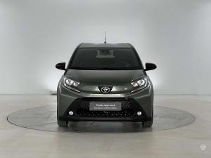 Серый Тойота Aygo X 2022 в Вильнюс, объемом двигателя 1.00 л и пробегом 23 тыс. км за 14900 €, фото 6 на AUTOMOTO.COM.LV