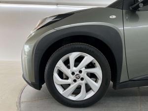 Серый Тойота Aygo X 2022 в Вильнюс, объемом двигателя 1.00 л и пробегом 23 тыс. км за 14900 €, фото 16 на AUTOMOTO.COM.LV