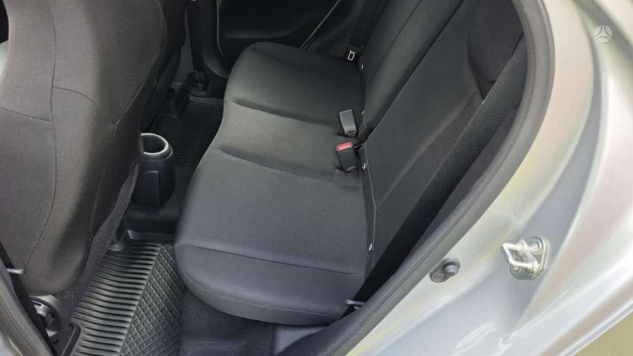 Grey Toyota Aygo X 2023 in Klaipeda, with an engine capacity of 1.00 L and mileage of 10 thousand km for 15900 €, photo 12 on AUTOMOTO.COM.LV