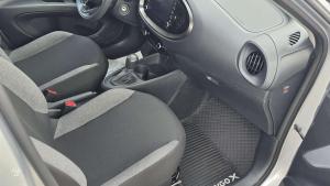 Grey Toyota Aygo X 2023 in Klaipeda, with an engine capacity of 1.00 L and mileage of 10 thousand km for 15900 €, photo 15 on AUTOMOTO.COM.LV