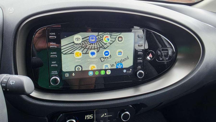 Grey Toyota Aygo X 2023 in Klaipeda, with an engine capacity of 1.00 L and mileage of 10 thousand km for 15900 €, photo 19 on AUTOMOTO.COM.LV