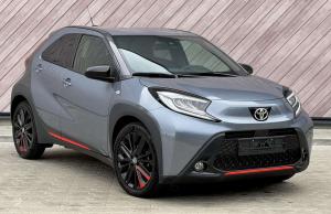 Серый Тойота Aygo X 2023 в Паневежис, объемом двигателя 0.00 л и пробегом 12 тыс. км за 16350 €, фото  на AUTOMOTO.COM.LV