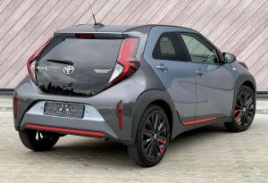 Серый Тойота Aygo X 2023 в Паневежис, объемом двигателя 0.00 л и пробегом 12 тыс. км за 16350 €, фото 5 на AUTOMOTO.COM.LV