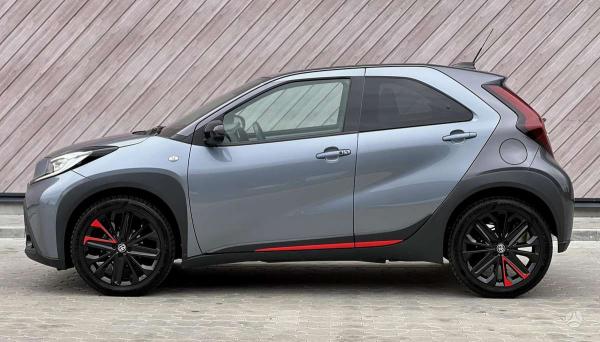 Тойота Aygo X 2023 в Паневежис на AUTOMOTO.COM.LV Серый Тойота Aygo X 2023 в Паневежис, объемом двигателя 0.00 л и пробегом 12 тыс. км за 16350 €, фото 6 на AUTOMOTO.COM.LV