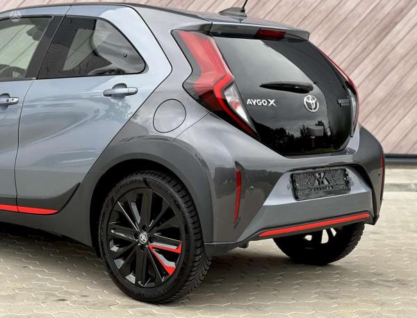 Тойота Aygo X 2023 в Паневежис на AUTOMOTO.COM.LV Серый Тойота Aygo X 2023 в Паневежис, объемом двигателя 0.00 л и пробегом 12 тыс. км за 16350 €, фото 11 на AUTOMOTO.COM.LV
