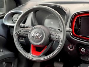 Серый Тойота Aygo X 2023 в Паневежис, объемом двигателя 0.00 л и пробегом 12 тыс. км за 16350 €, фото 32 на AUTOMOTO.COM.LV