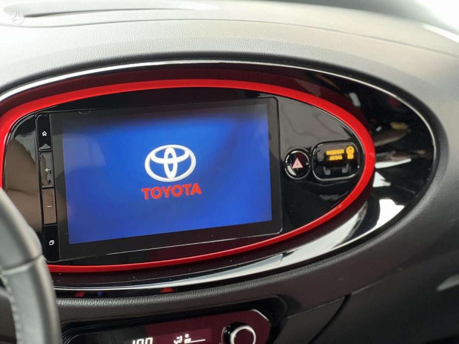 Серый Тойота Aygo X 2023 в Паневежис, объемом двигателя 0.00 л и пробегом 12 тыс. км за 16350 €, фото 37 на AUTOMOTO.COM.LV