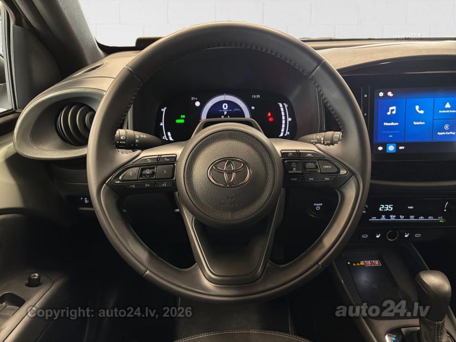 Toyota Aygo X 2025 in Tartu, with an engine capacity of 1.49 L and mileage of 13 thousand km for 22490 €, photo 13 on AUTOMOTO.COM.LV