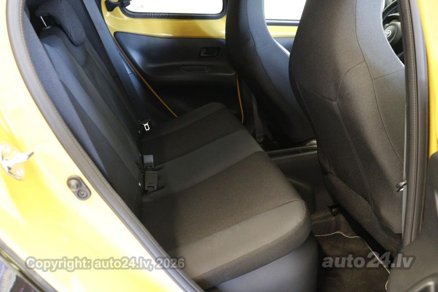 Toyota Aygo X 2026 Tallina, ar dzinēja tilpumu 1.49 L un nobraukumu 3 tūkst. km par 24900 €, foto 8 vietnē AUTOMOTO.COM.LV