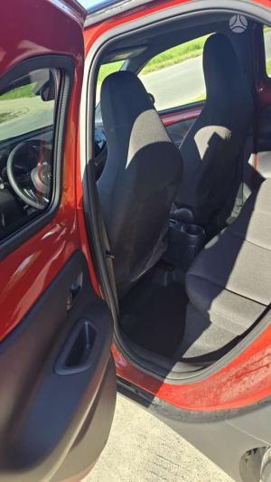 Красный Тойота Aygo X 2025 в Паневежис, объемом двигателя 1.00 л и пробегом 1 тыс. км за 12500 €, фото 13 на AUTOMOTO.COM.LV