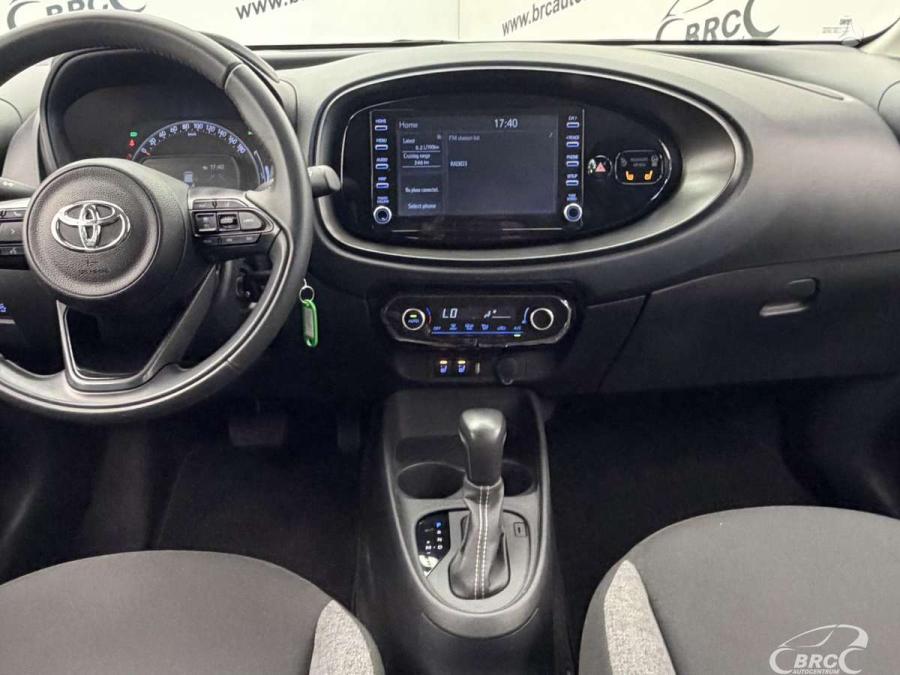 Белый Тойота Aygo X 2022 в Вильнюс, объемом двигателя 1.00 л и пробегом 23 тыс. км за 14300 €, фото 16 на AUTOMOTO.COM.LV