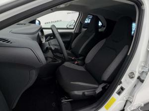 Белый Тойота Aygo X 2022 в Вильнюс, объемом двигателя 1.00 л и пробегом 23 тыс. км за 14300 €, фото 23 на AUTOMOTO.COM.LV