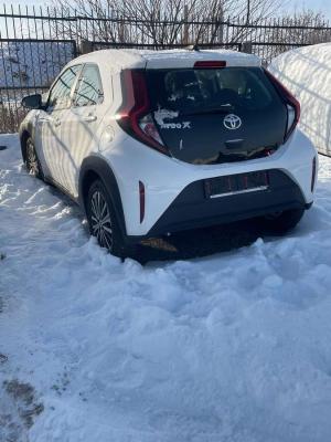White Toyota Aygo X 2024 in Panevezys, with an engine capacity of 0.00 L and mileage of 8 thousand km for 5000 €, photo 11 on AUTOMOTO.COM.LV