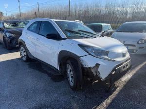 White Toyota Aygo X 2024 in Panevezys, with an engine capacity of 1.00 L and mileage of 19 thousand km for 9700 €, photo  on AUTOMOTO.COM.LV