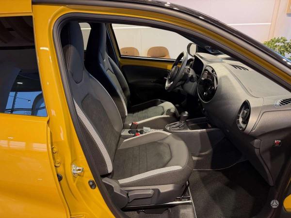 Yellow Toyota Aygo X 2026 in Siauliai, with an engine capacity of 1.49 L and mileage of 4 thousand km for 25700 €, photo 9 on AUTOMOTO.COM.LV