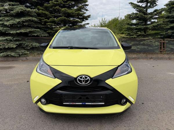 Dzeltens Toyota Aygo 2017 Šauļi, ar dzinēja tilpumu 1.00 L un nobraukumu 140 tūkst. km par 5400 €, foto 6 vietnē AUTOMOTO.COM.LV