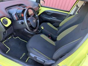 Dzeltens Toyota Aygo 2017 Šauļi, ar dzinēja tilpumu 1.00 L un nobraukumu 140 tūkst. km par 5400 €, foto 10 vietnē AUTOMOTO.COM.LV