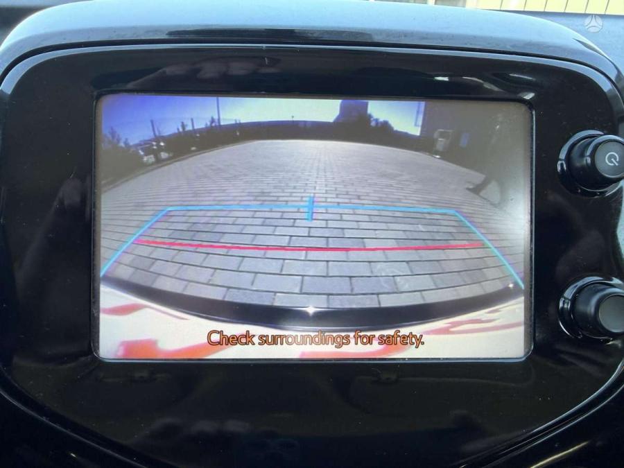 Dzeltens Toyota Aygo 2017 Šauļi, ar dzinēja tilpumu 1.00 L un nobraukumu 140 tūkst. km par 5400 €, foto 14 vietnē AUTOMOTO.COM.LV
