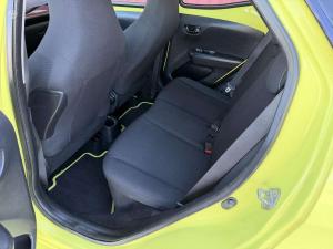 Dzeltens Toyota Aygo 2017 Šauļi, ar dzinēja tilpumu 1.00 L un nobraukumu 140 tūkst. km par 5400 €, foto 15 vietnē AUTOMOTO.COM.LV