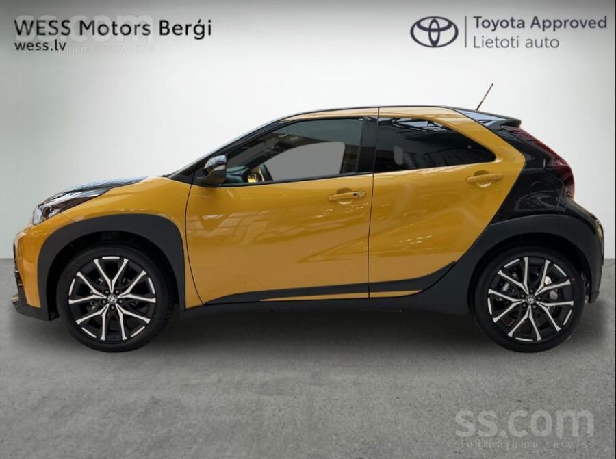 Dzeltens Toyota Aygo 2025 Rīga, ar dzinēja tilpumu 1.50 L un nobraukumu 2 tūkst. km par 24990 €, foto 4 vietnē AUTOMOTO.COM.LV